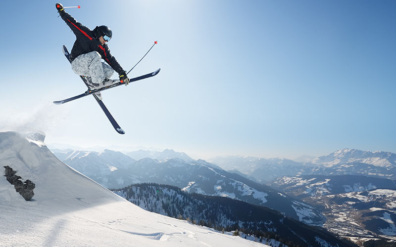 Wie man auf Skiern springt